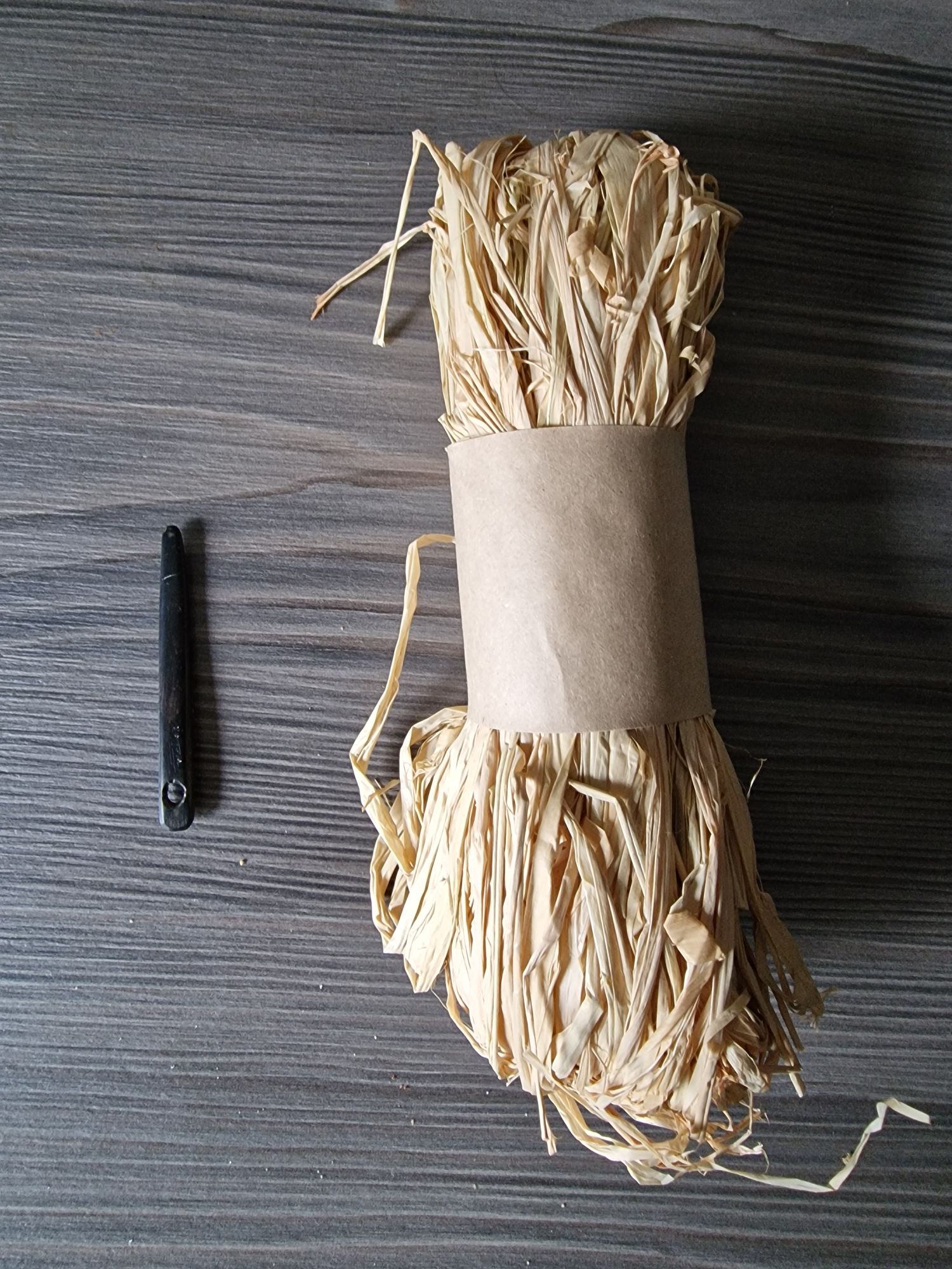 Exploring Nalbinding: An Ancient Textile Technique – Sparrowhawk Bushcraft